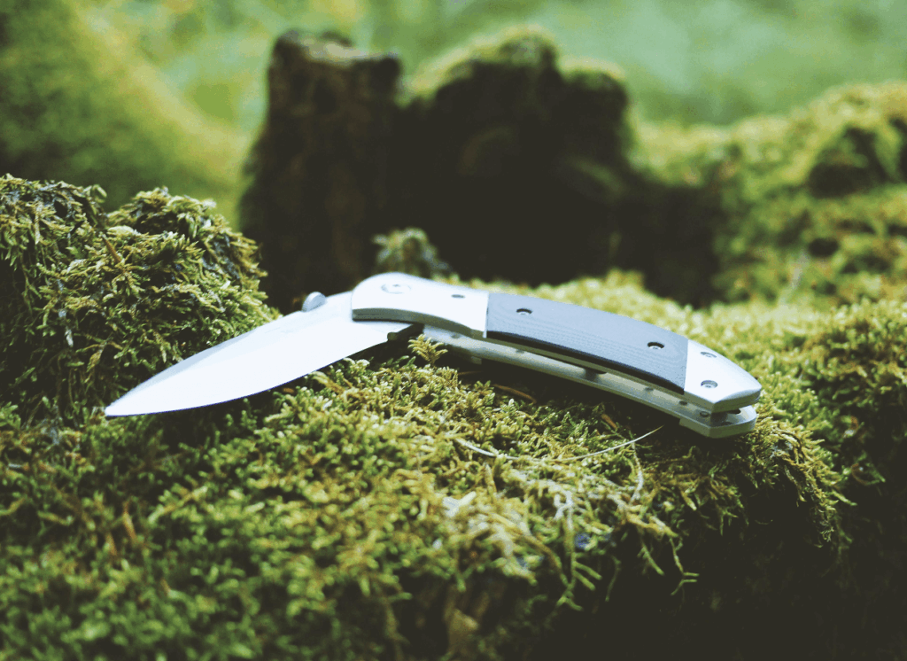 Guide To Knife Play: Trust, Exploration, And Safety In BDSM